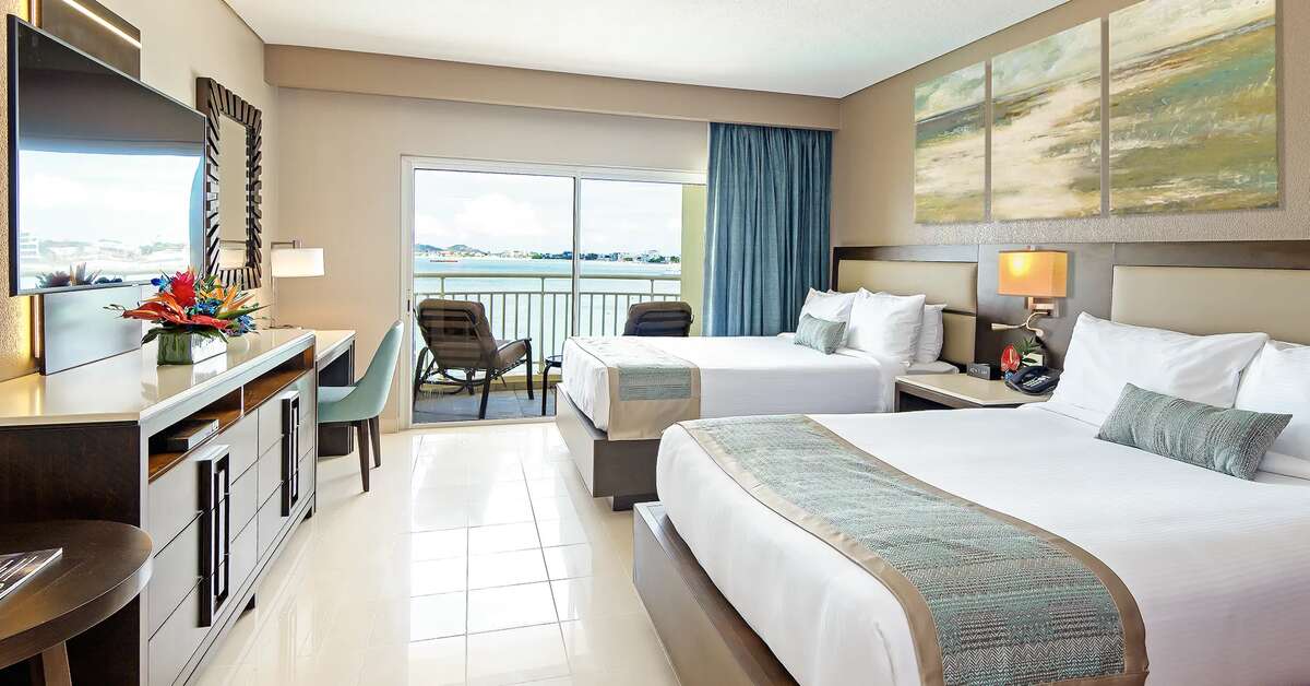 The Villas at Simpson Bay Resort & Marina in Maho Bay - dé ...