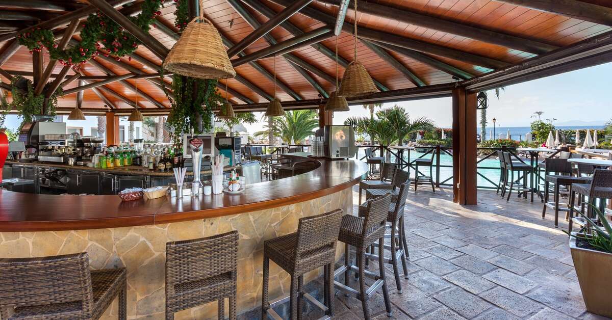 Gran Castillo Tagoro Hotel & Resort in Playa Blanca - dé VakantieDiscounter