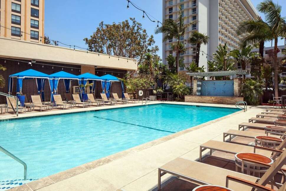 Four Points by Sheraton Los Angeles International Airport in Marina del ...