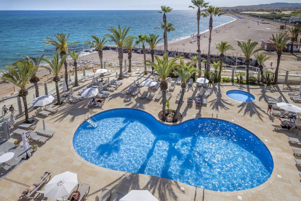 Caprici Beach Hotel & Spa in Santa Susanna - dé VakantieDiscounter