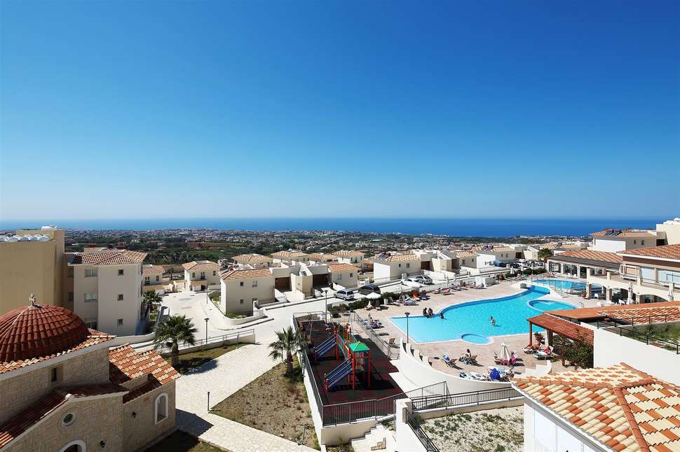 Club St. George Resort - Paphos | HolidayDiscounter