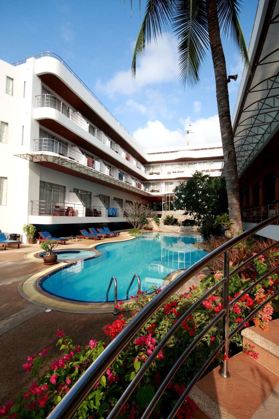 Samui First House Hotel in Chaweng Beach - dé VakantieDiscounter