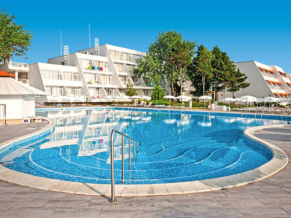 AluaSun Helios Beach in Obzor - dé VakantieDiscounter