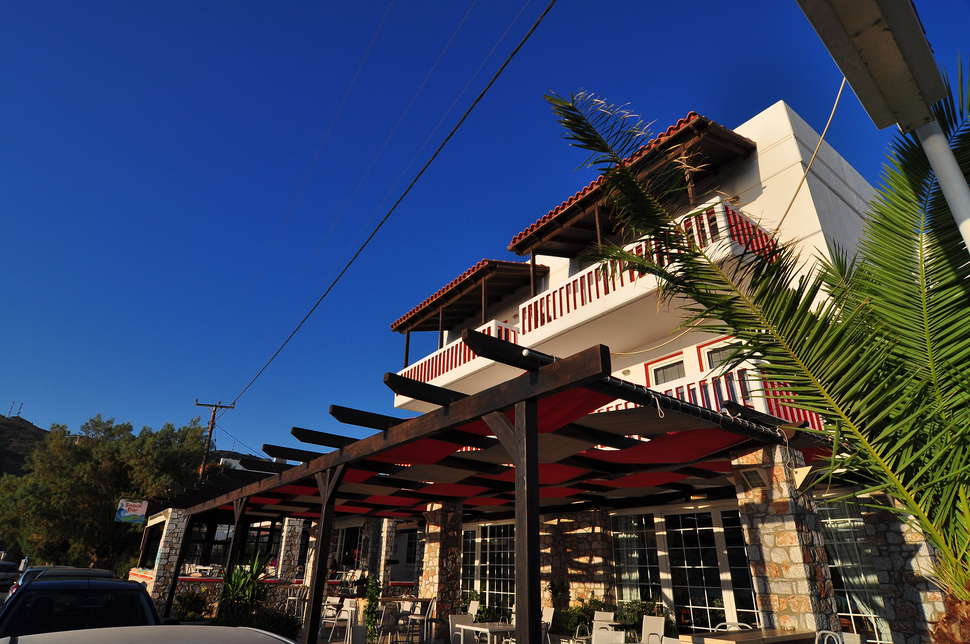 Pal Beach Hotel - Palaiochóra | HolidayDiscounter