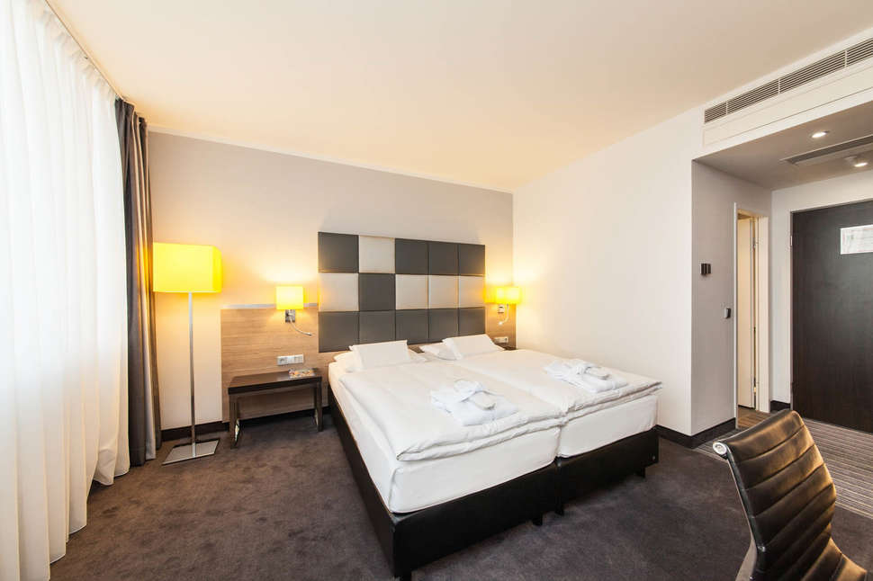 Select Hotel Spiegelturm Berlin in Berlijn - dé VakantieDiscounter